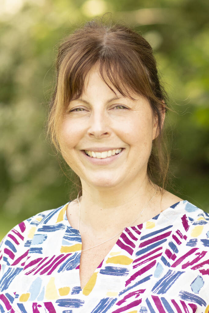 Mrs Thomas - Cuddington and Dinton School